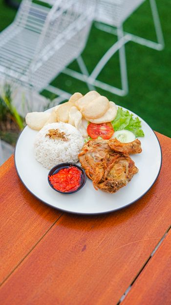 Embun Senja, Kota Semarang - Pesan Dengan Harga Outlet Disini